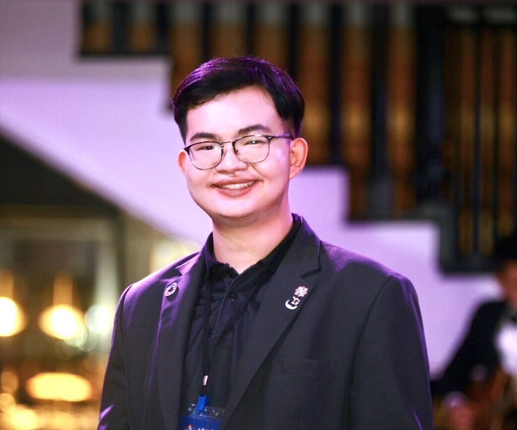 “Weaving the dream to international level with service mind” Bamboo - Patcharapol Danngarmwasin ...