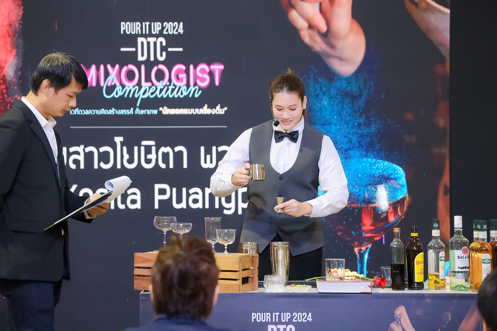 เฟ้นหา Mixologist หน้าใหม่ให้วงการ วิทยาลัยดุสิตธานี จัดการแข่งขัน ...