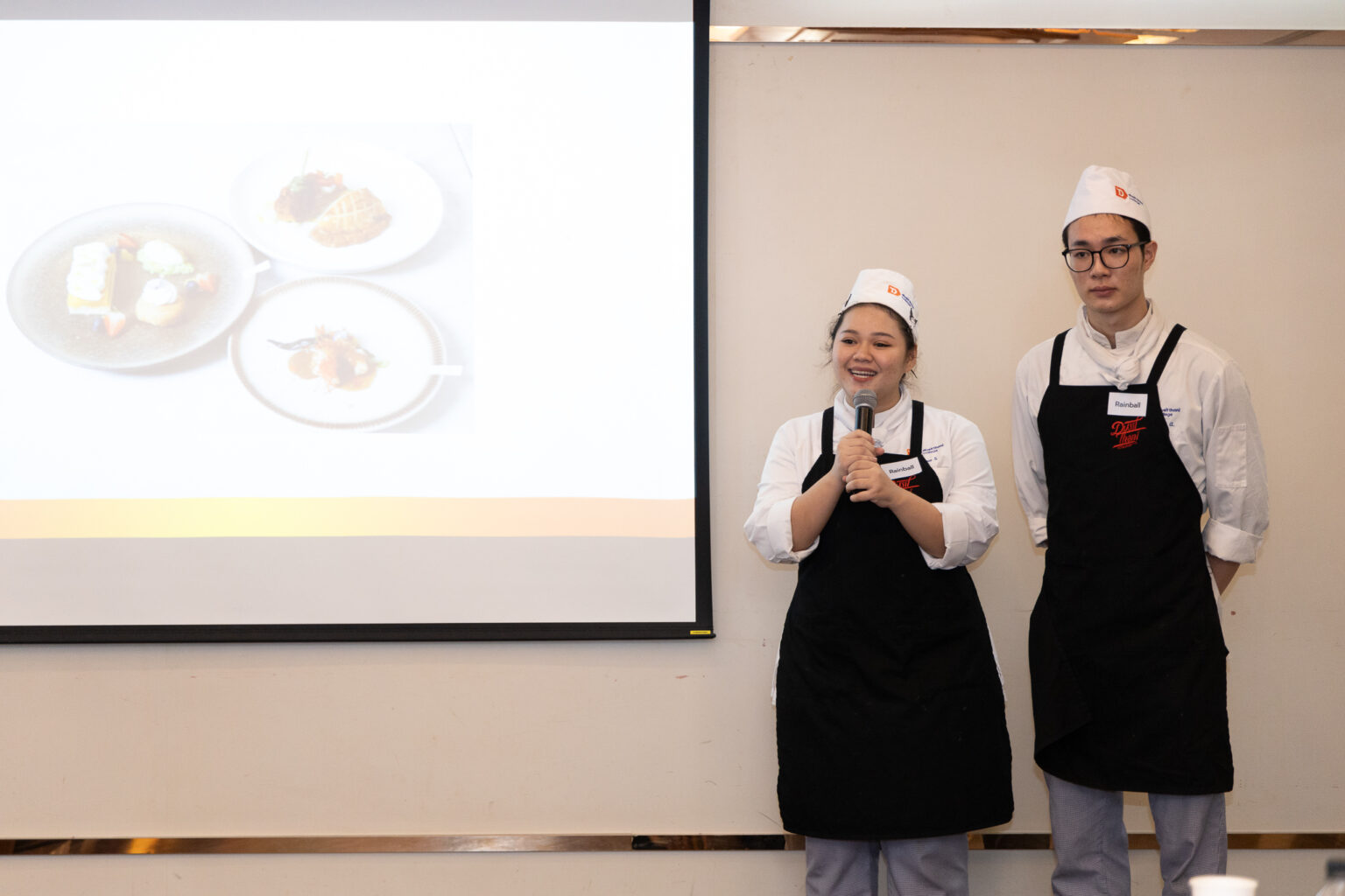 วิทยาลัยดุสิตธานี จัดการแข่งขันภายใน โครงการ DTC X Unilever food ...